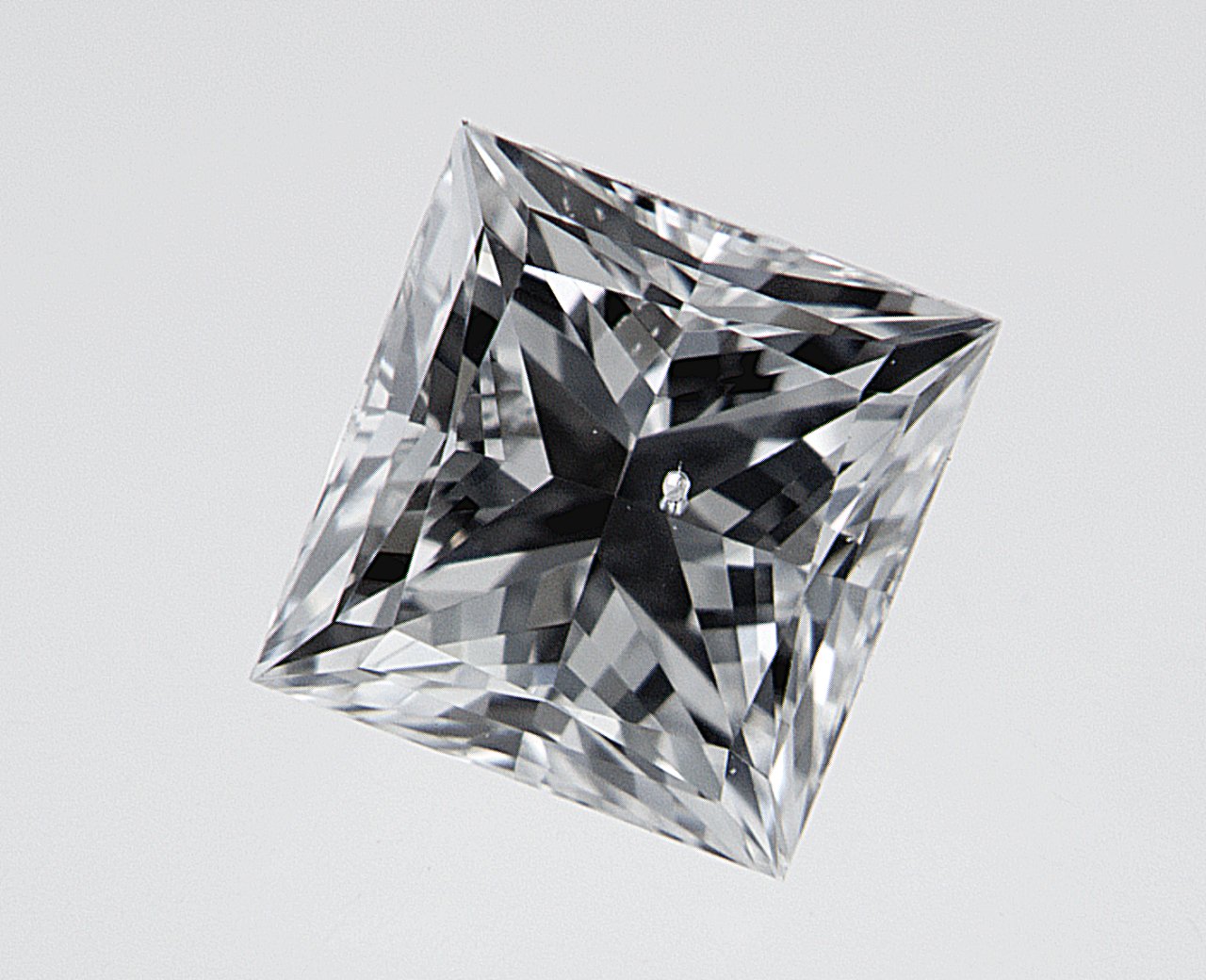 Shop Mined Square Shape Diamond Loose Stone Certified Canada