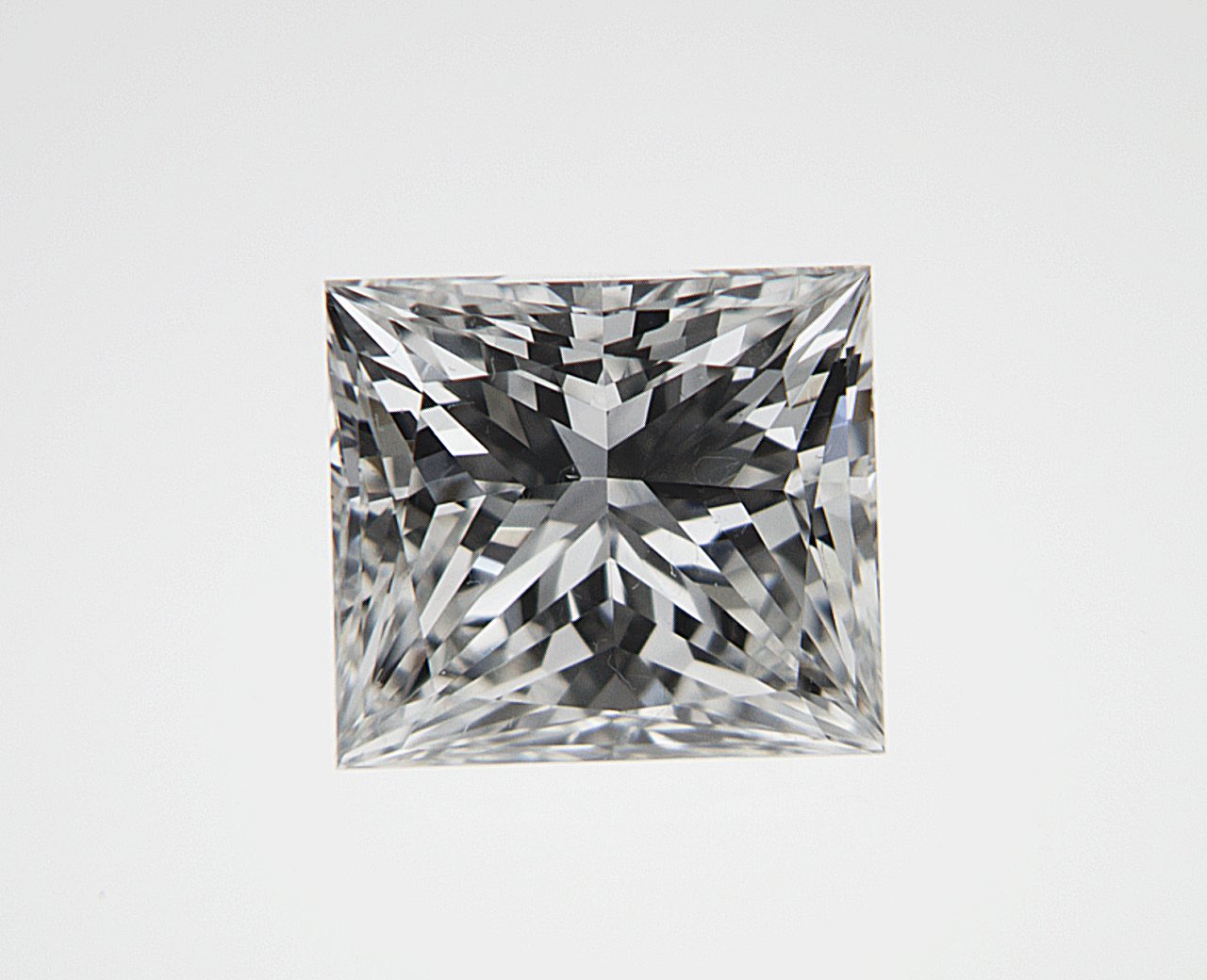 Shop Mined Square Shape Diamond Loose Stone Certified Canada