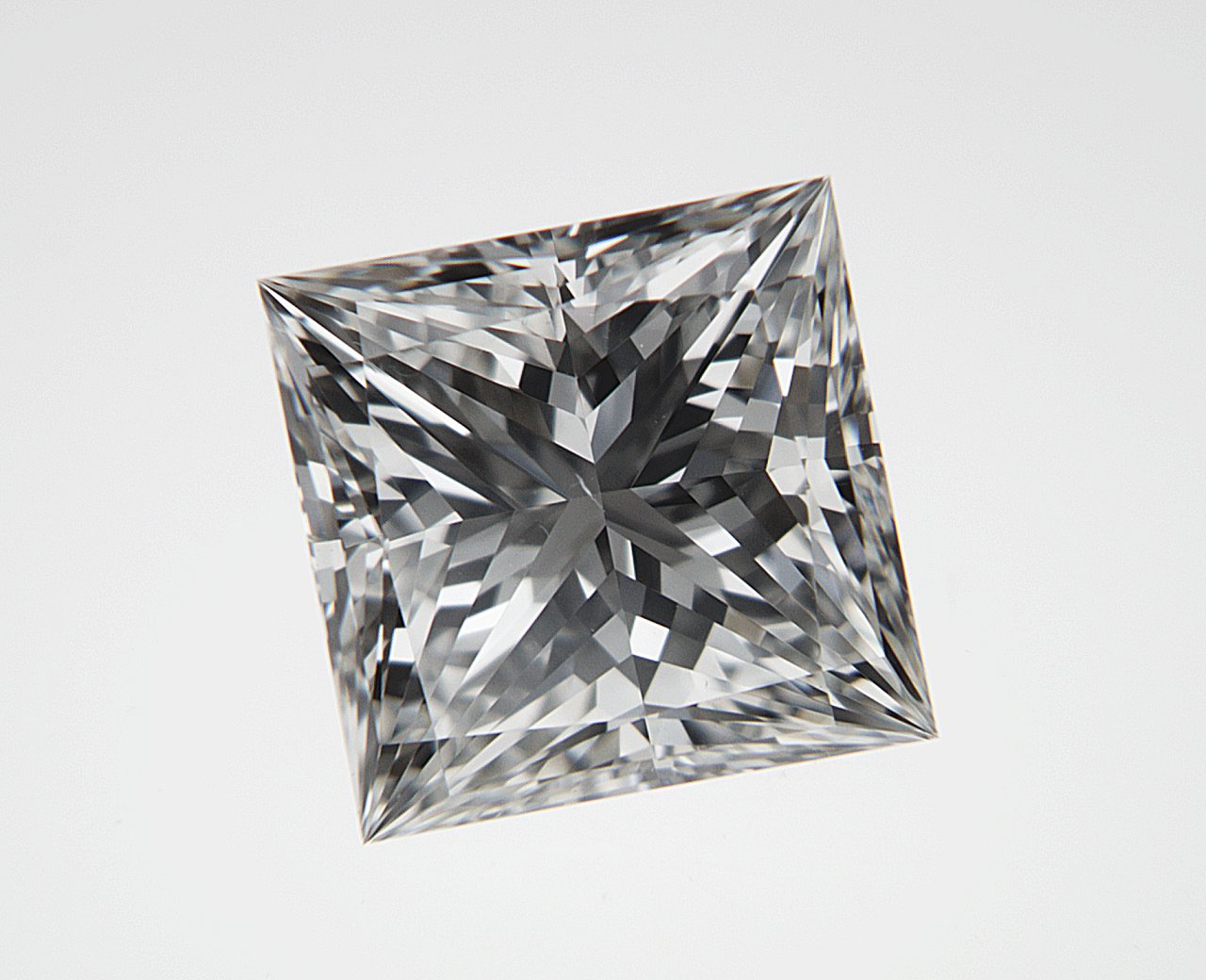 Shop Mined Square Shape Diamond Loose Stone Certified Canada